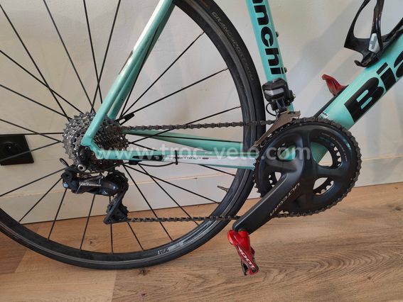 Bianchi Sempre Pro Ultegra Di2-11V - BIANCHI - 33127 - Troc Vélo