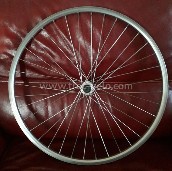 Roue 26" pouces avant Shimano STX parallax sur jante Rigida aries ...