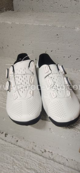 Chaussures route bont riot 44 - BONT - 74800 - Troc Vélo