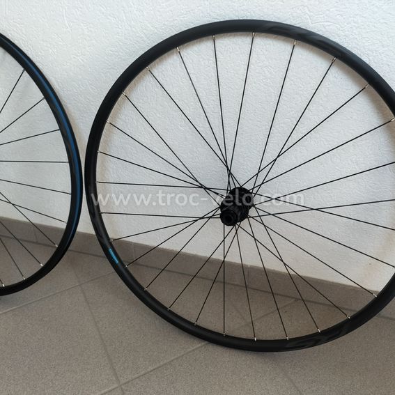 jantes velo route - SHIMANO - 74130 - Troc Vélo