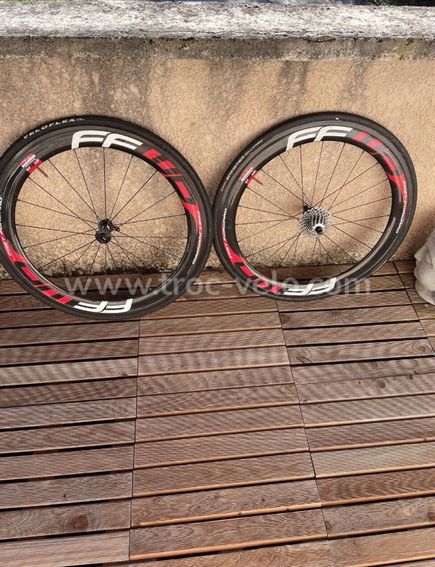 roue vélo carbone - FAST - 48120 - Troc Vélo