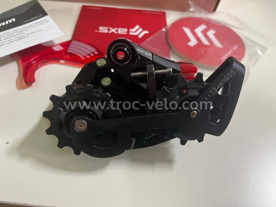 Dérailleur arrière SRAM Force AXS Iridescent 12 vitesses - SRAM - 04000 ...